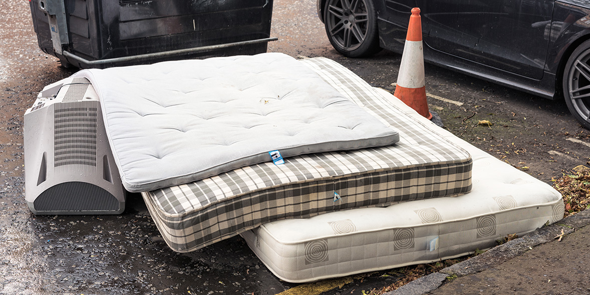 Top Tips for Responsible Mattress Disposal - Manometcurrent